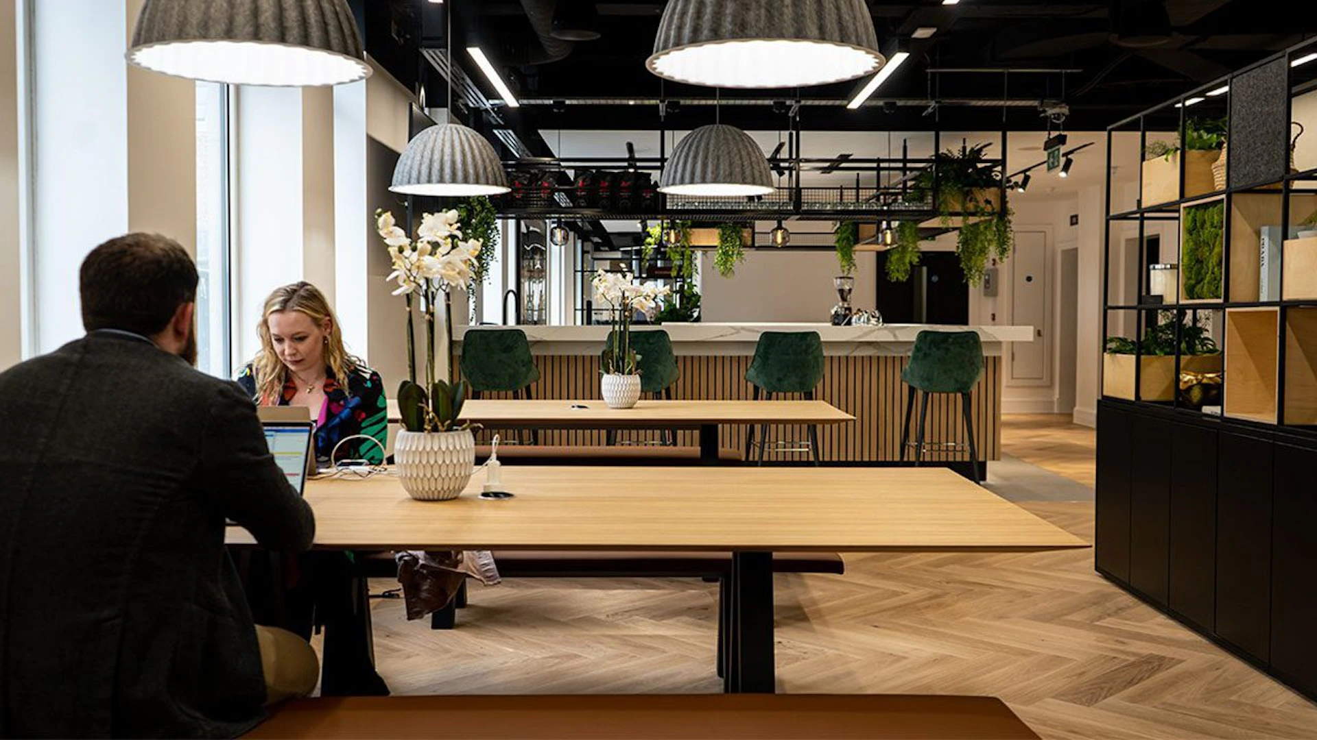 What Does Hot Desking Mean in 2026? - K2 Space