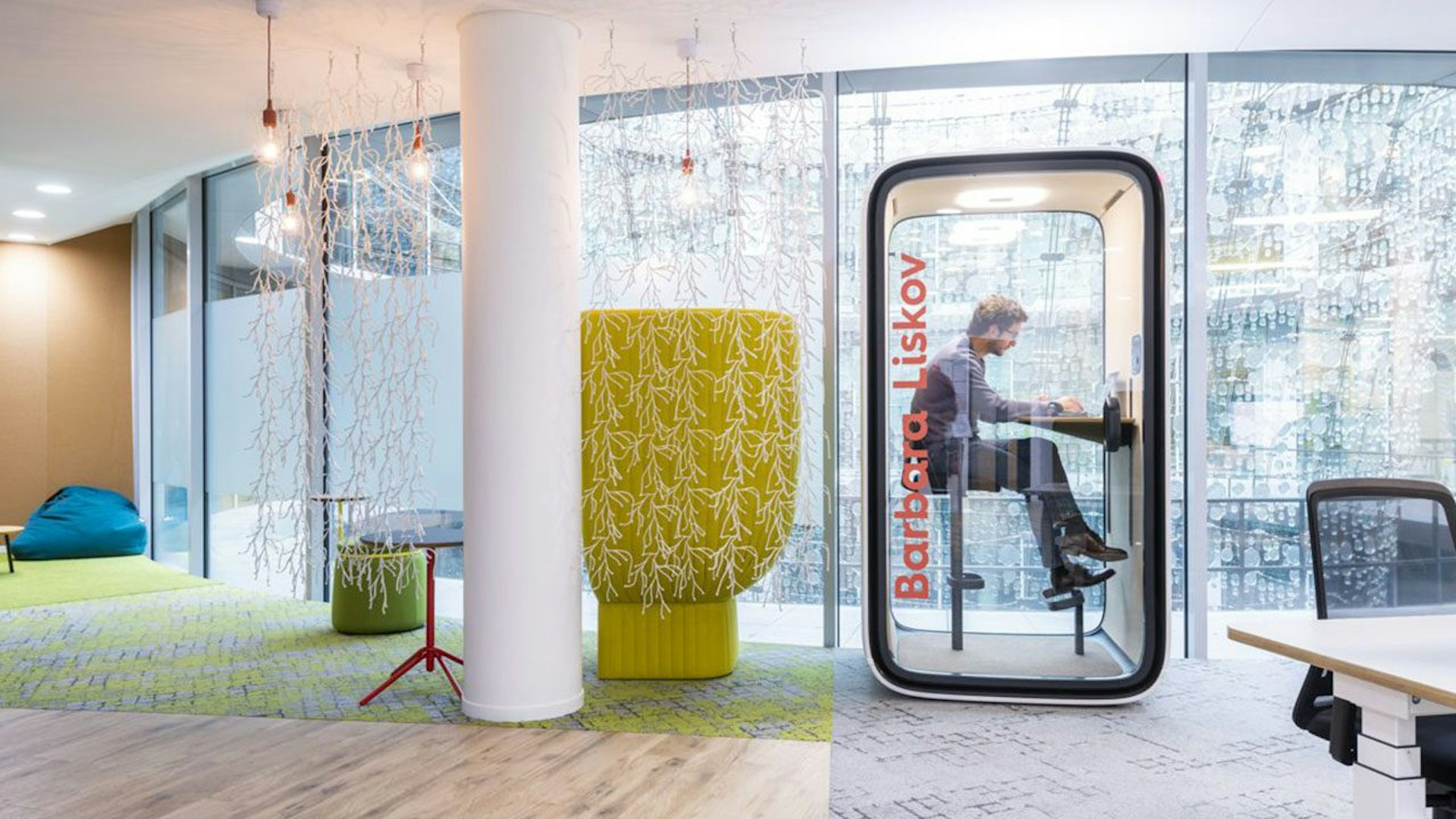 How to Reduce Noise Levels in Offices: Tips and Suggestions - K2 Space